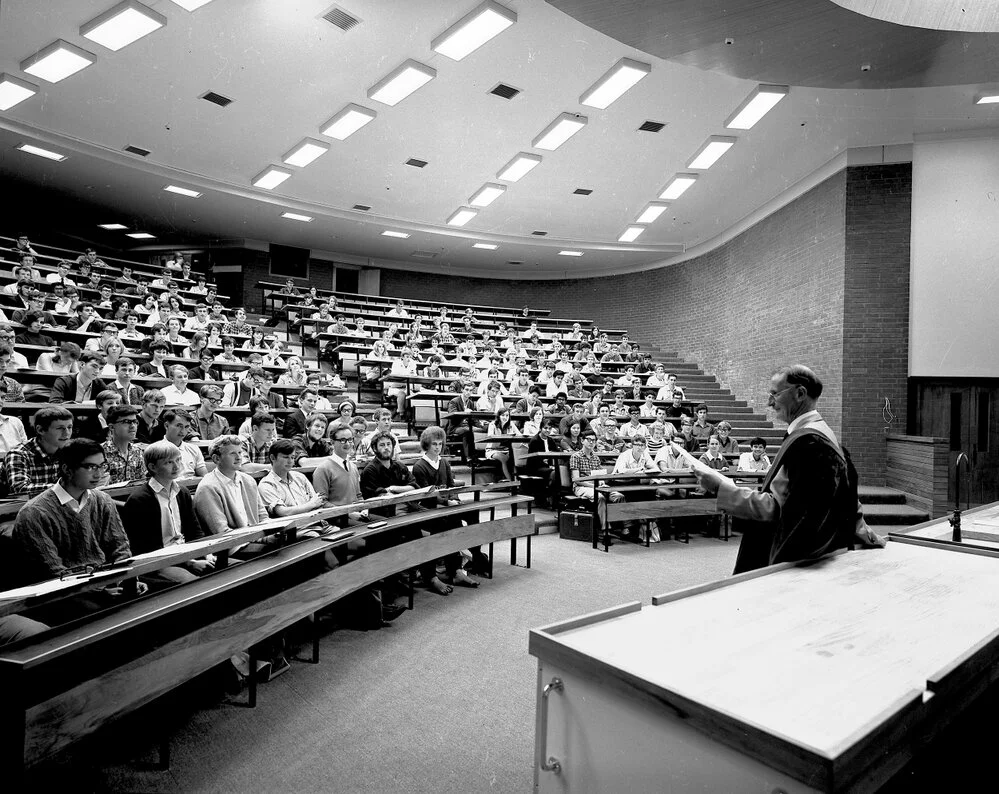 Interiors - Lecture block (Maclaurin) Lecture Room 1 - Campbell, J. T ...