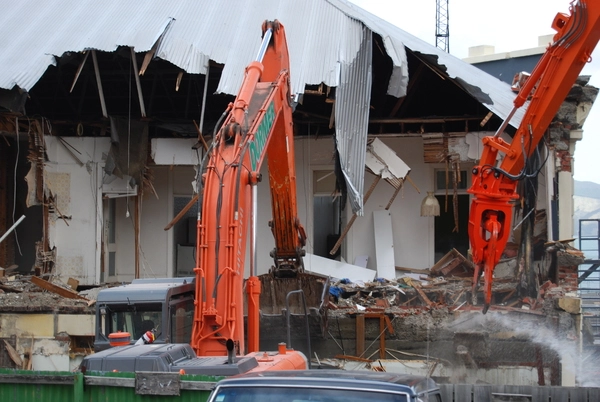 Royal Hotel demolition | Record | DigitalNZ