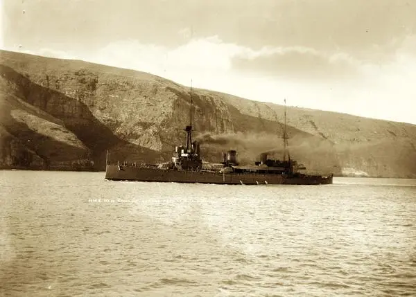 HMS New Zealand from Children’s BayJan Shuttleworth collection | Record ...
